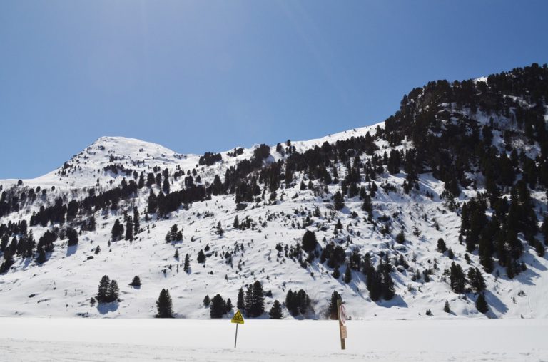 A winter season in the French Alps: March and April - Look With New Eyes