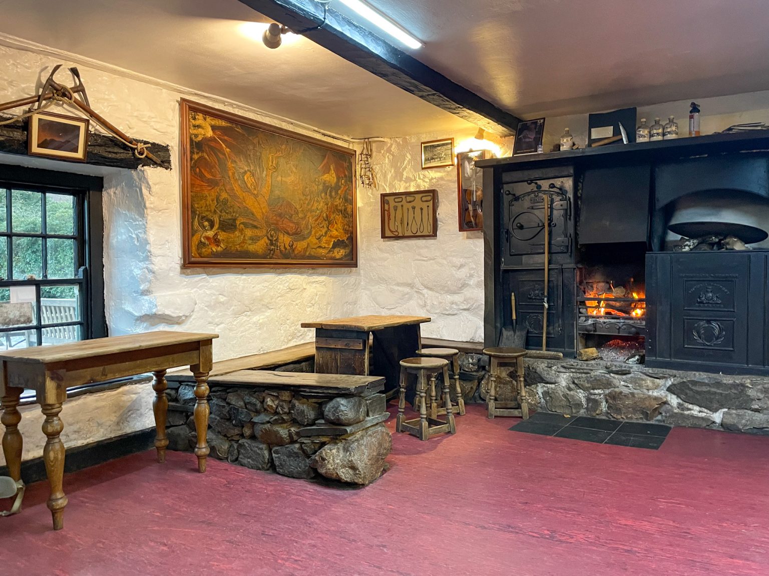 10 of the best pubs in the Lake District for a post-walk drink - Look ...